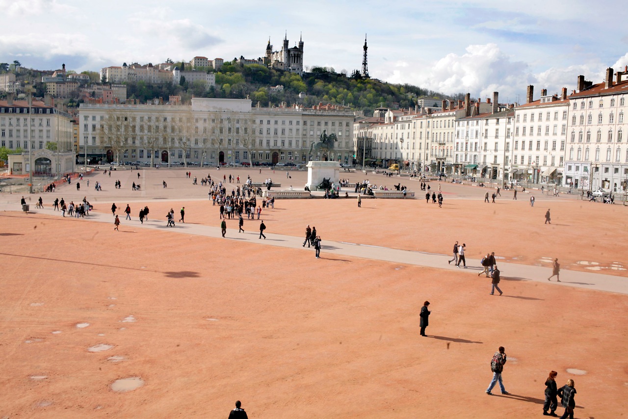 Lyon : cinq choses que vous ignorez peut-être sur la place Bellecour ...