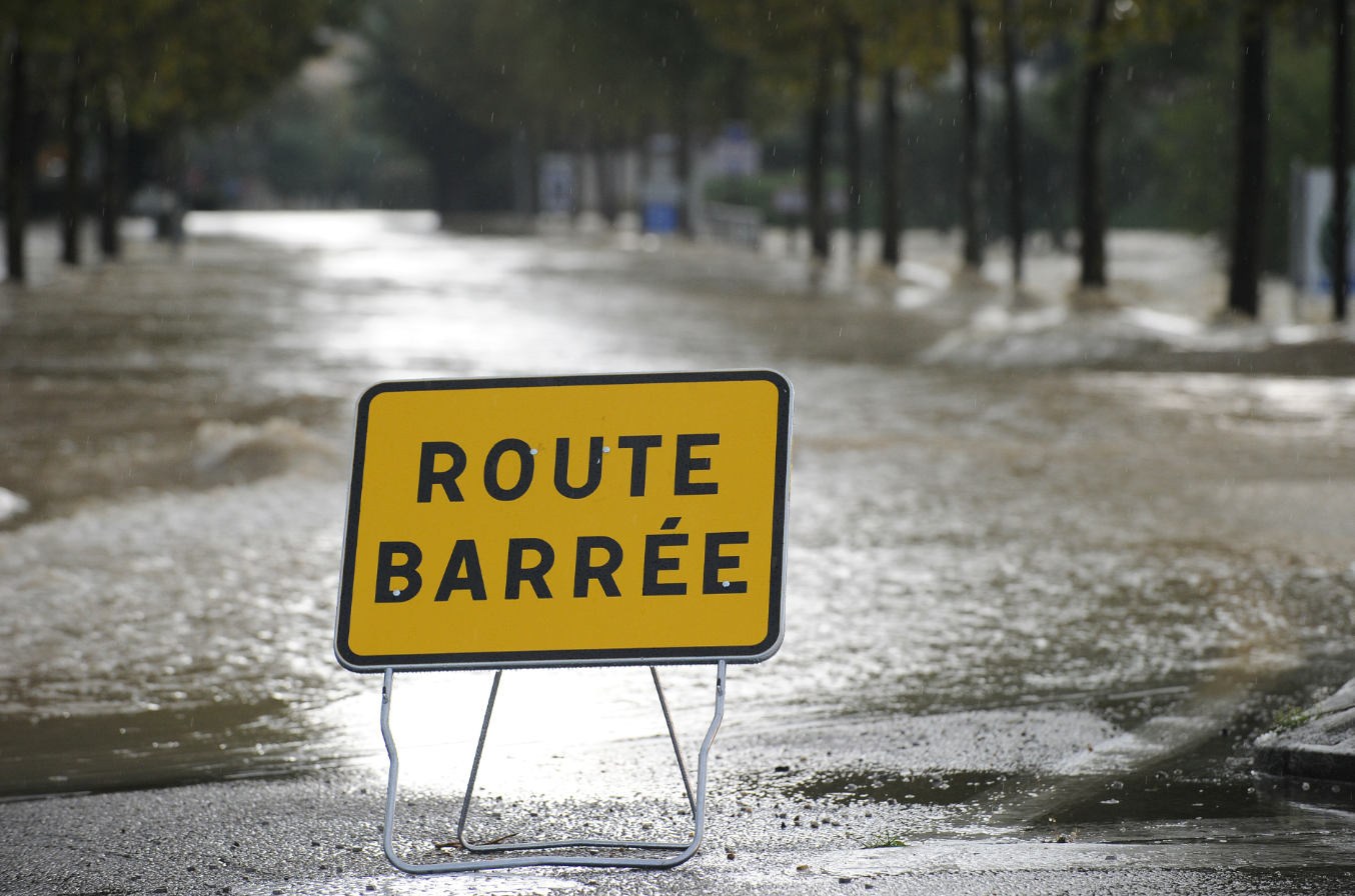 Inondations : le département du Rhône toujours en vigilance "crues ...