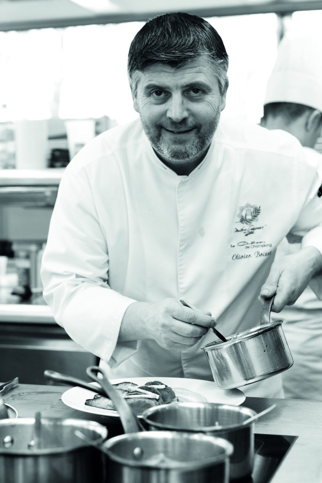Lyon : 15 chefs lyonnais s'installent dans le kiosque de la place des ...