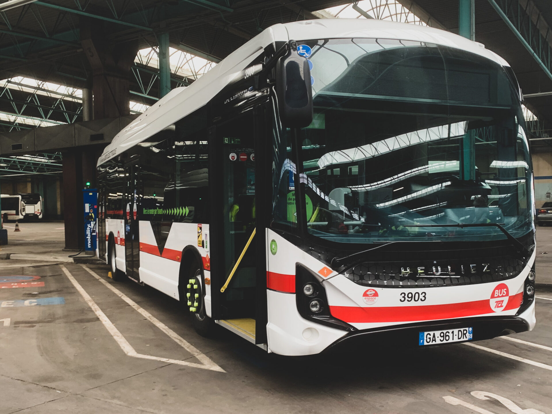 TCL à Lyon : des bus entièrement électriques sur la ligne C16 dès fin ...