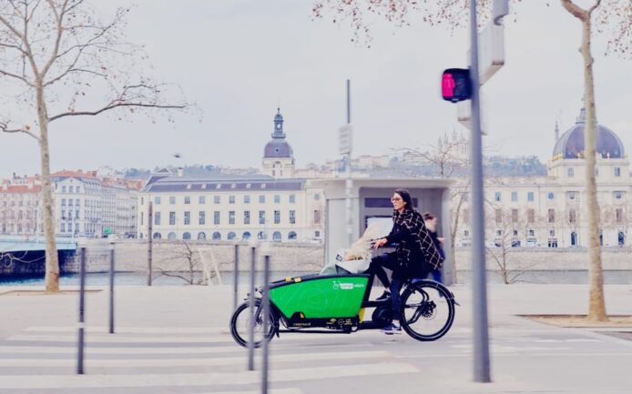 La Métropole de Lyon ajoute des vélos cargo au service Vélo’v