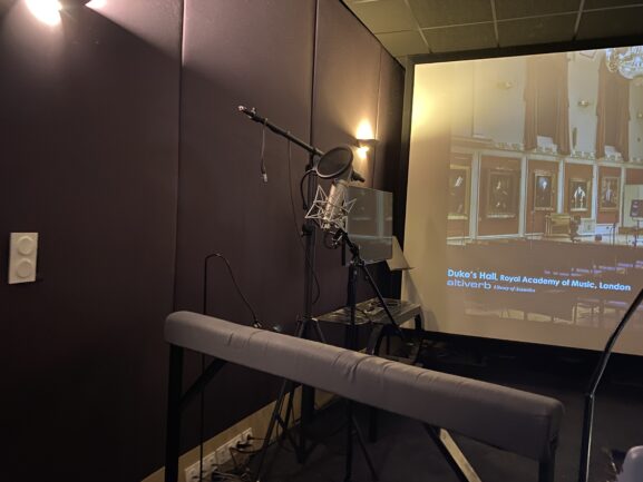 On a visité pour vous un studio de doublage à Lyon