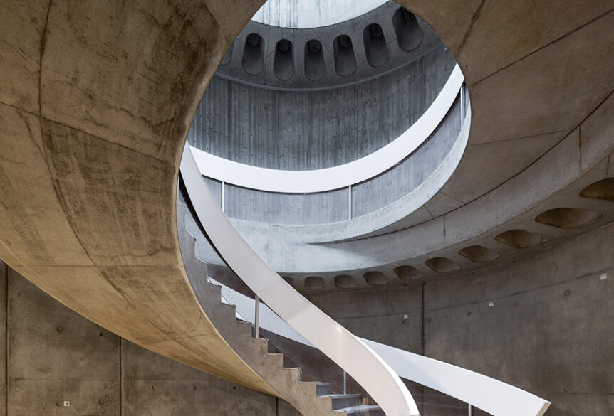 L’architecture lyonnaise et ses secrets : le triomphe du béton - Lyon ...