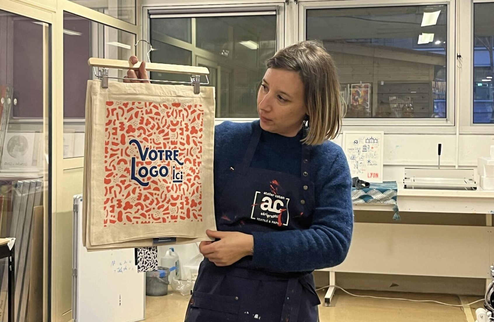 On a testé un atelier de sérigraphie sur tote bag chez Atelier Coton