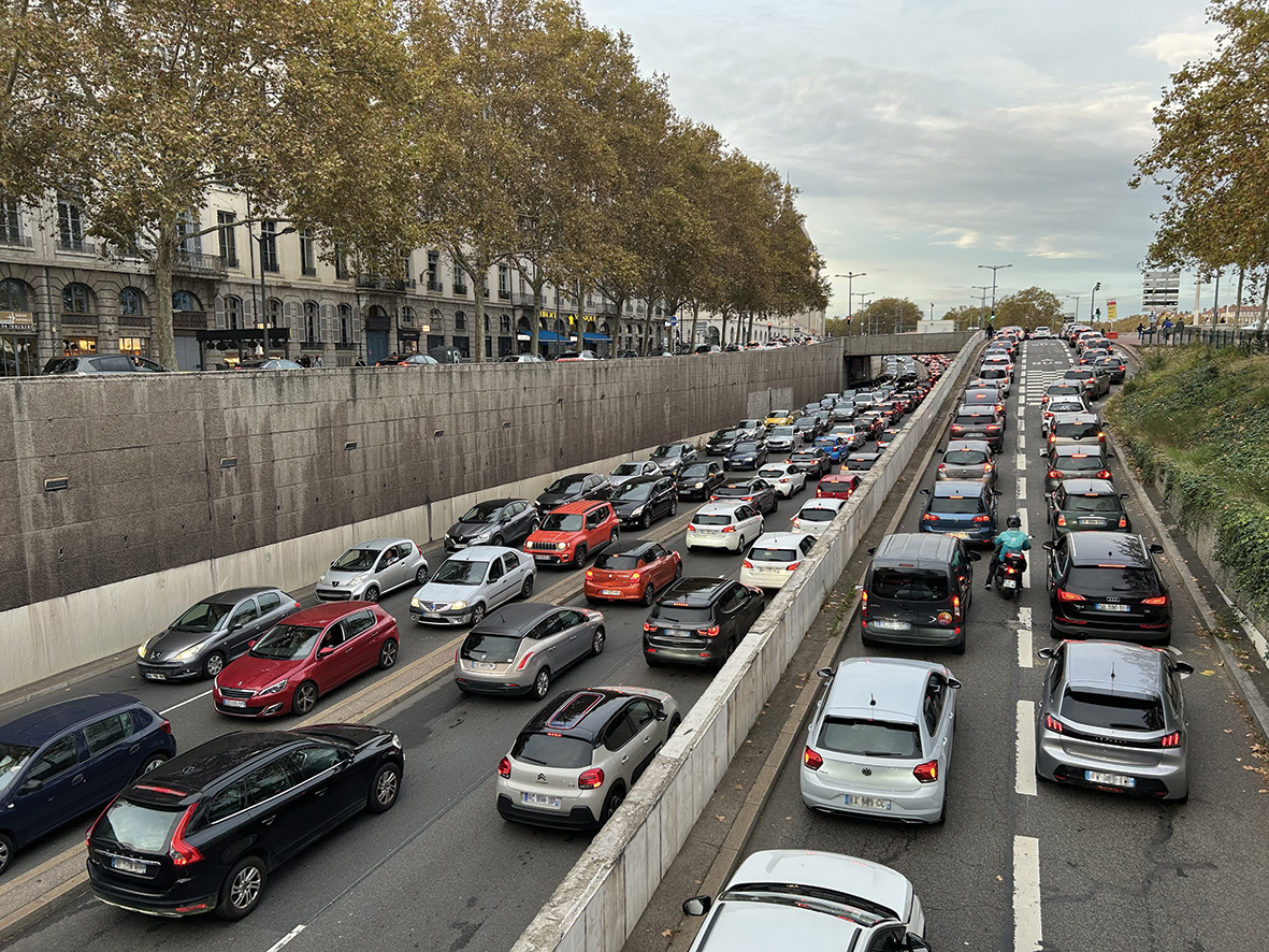 Lyon : tout savoir sur la ZFE et l'interdiction des Crit'air 3