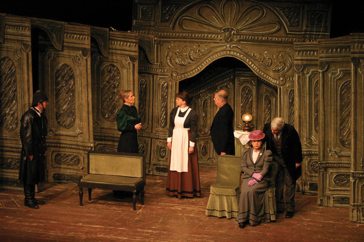 La Cantatrice chauve, un record mondial au théâtre de Vienne ! - Lyon ...