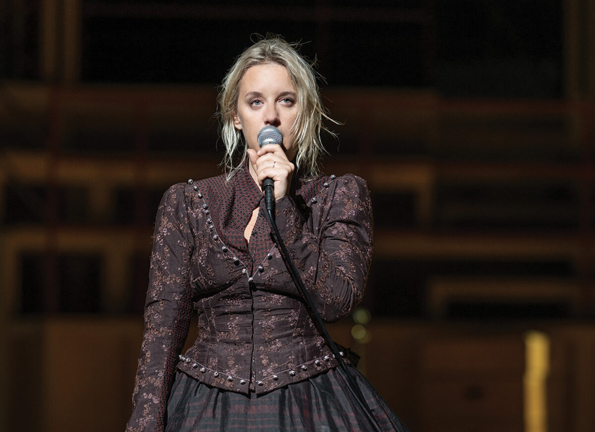 Théâtre : Emma Bovary Honoré(e) aux Célestins